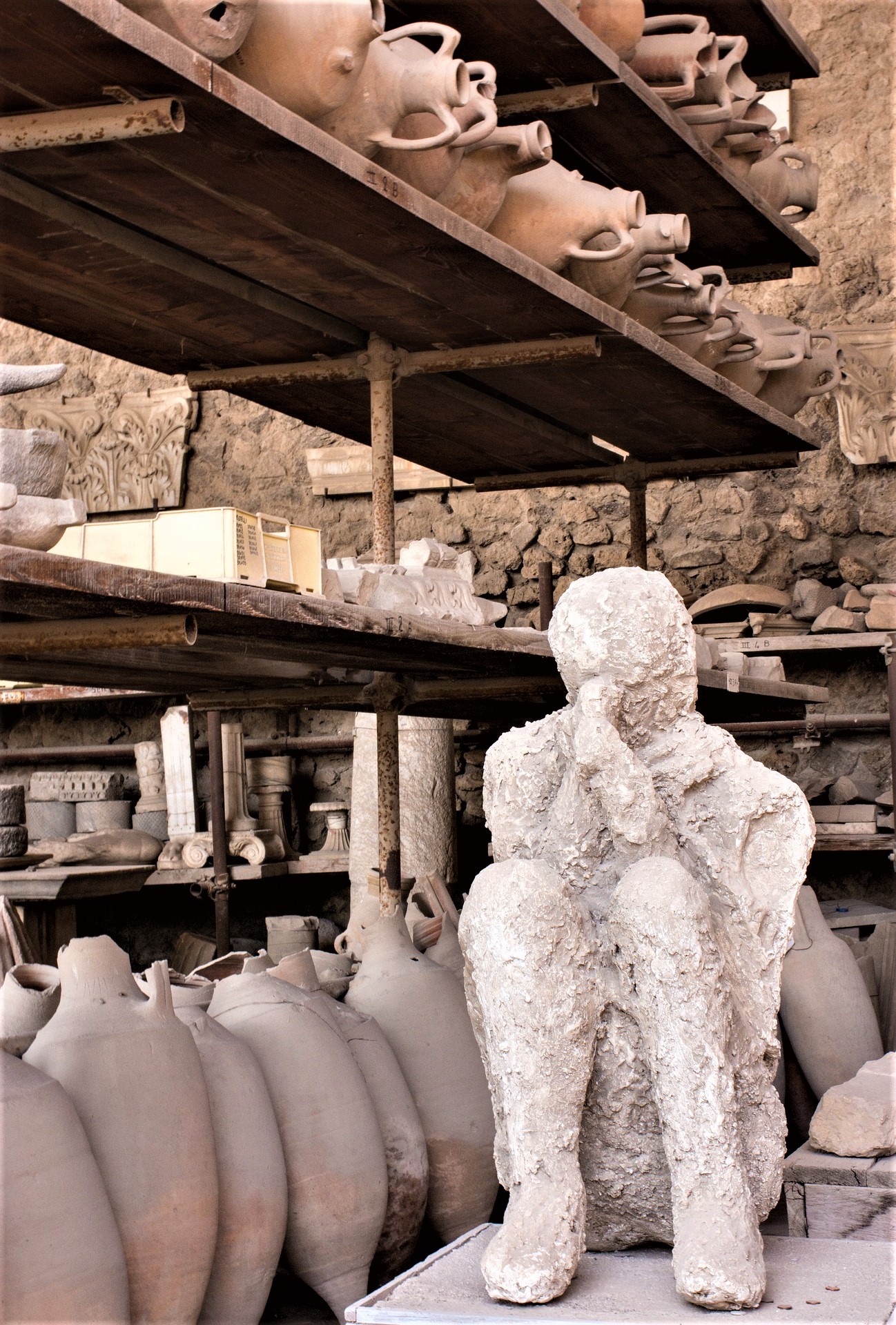 Pompeii, Italy. Life in the Time of Eruption: Vesuvius