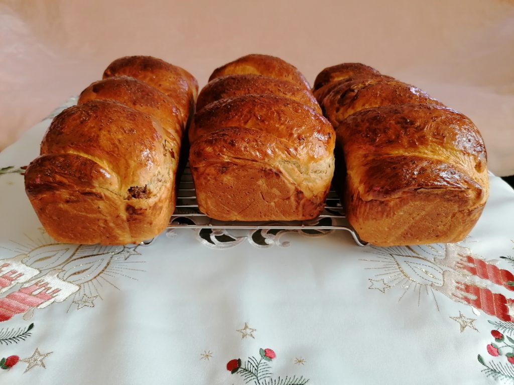 Romanian Cozonac: The Best Treat on Your Festive Table ⋆