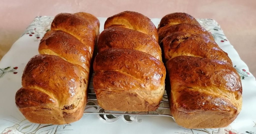 Romanian Cozonac: The Best Treat on Your Festive Table ⋆