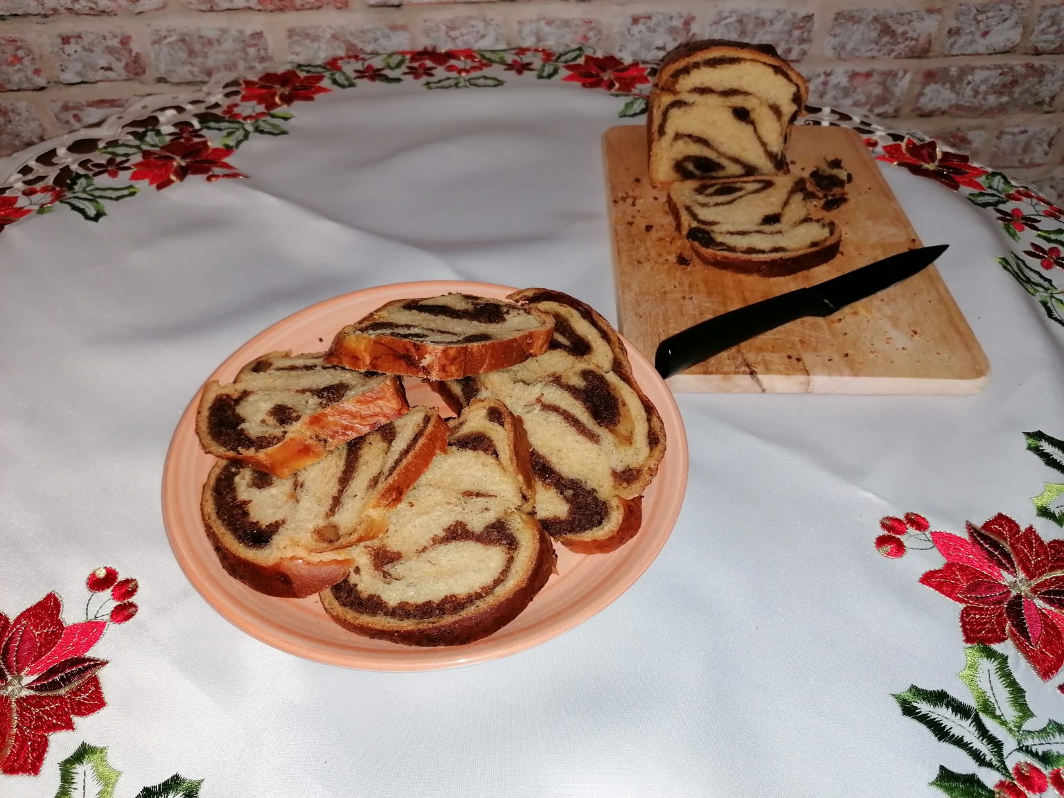 Romanian Cozonac: The Best Treat on Your Festive Table ⋆