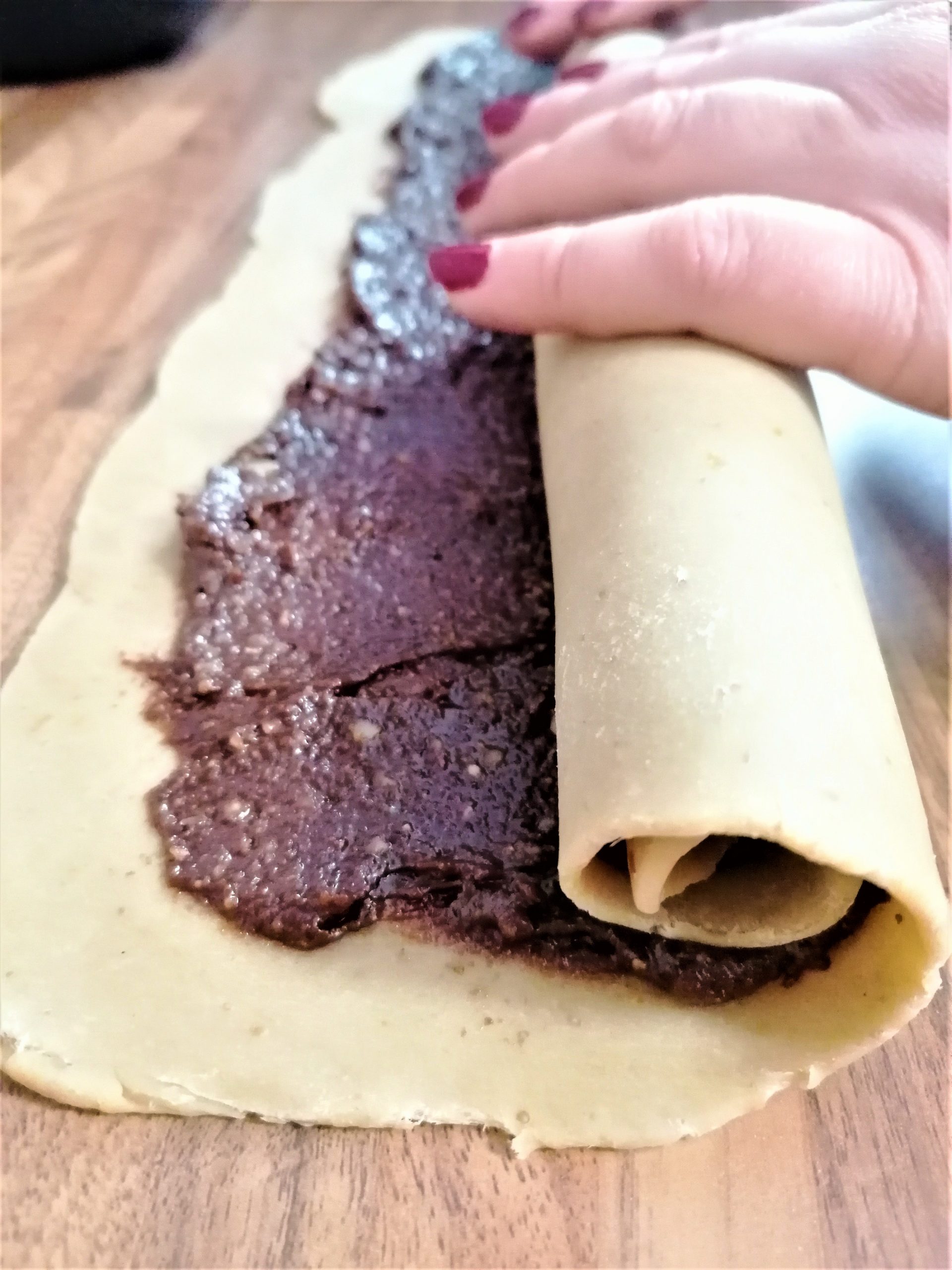 Walnut Snails Recipe Inspired by a Famous German Pastry ⋆