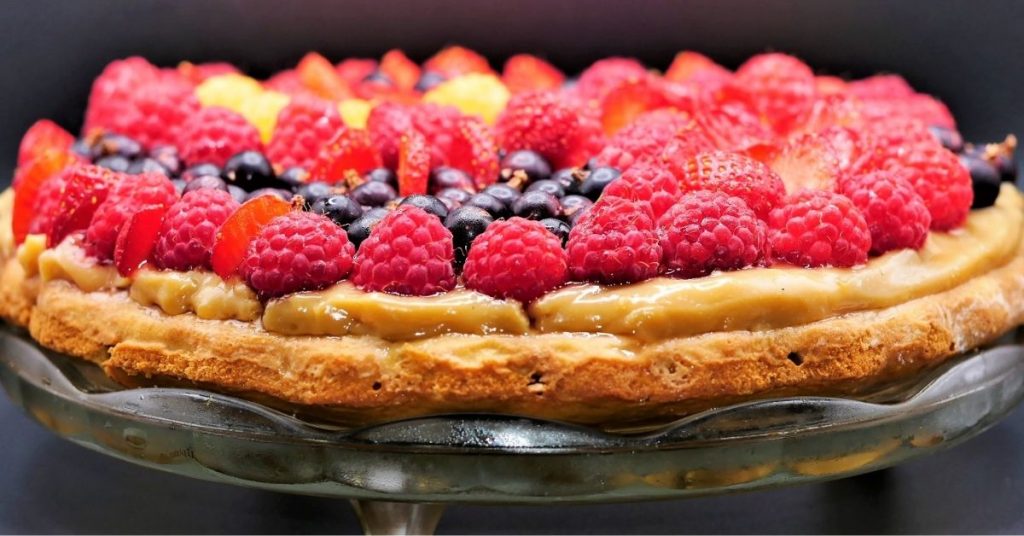 Quick and Easy Summer Berry Tart ⋆ The World Is an Oyster